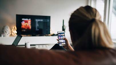 Research identifies impact of teenage screen use | News | University of ...