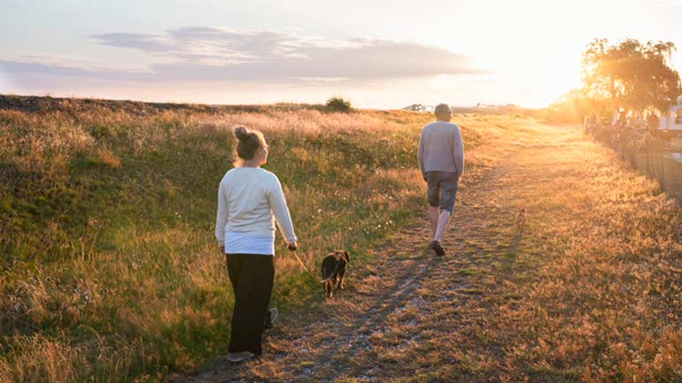 Pick up the pace! New study finds slow walkers four times more likely ...