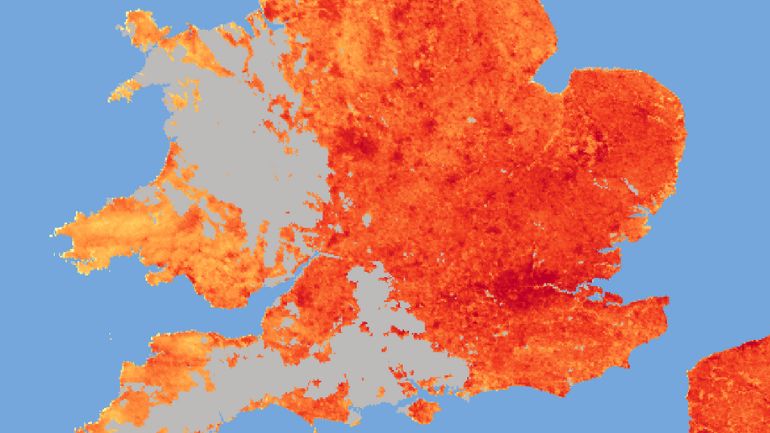 Space data tracks record-breaking UK heatwave | News | University of ...