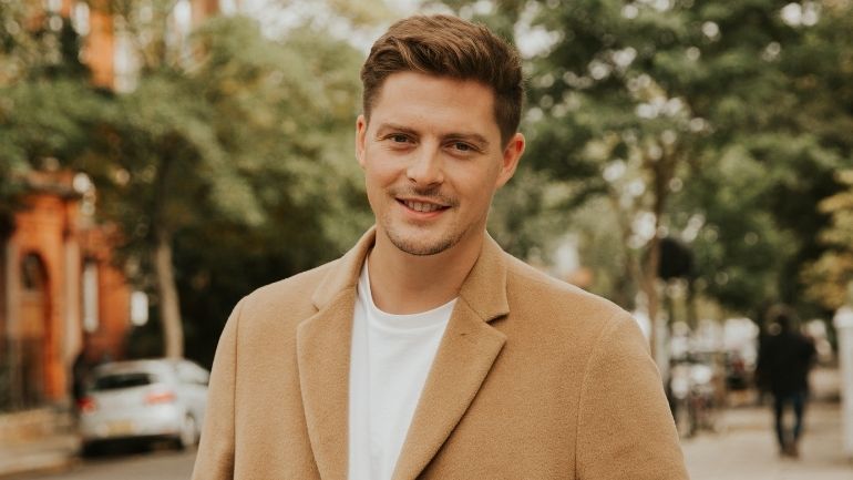 Love Island star Dr Alex George to visit University to discuss mental ...