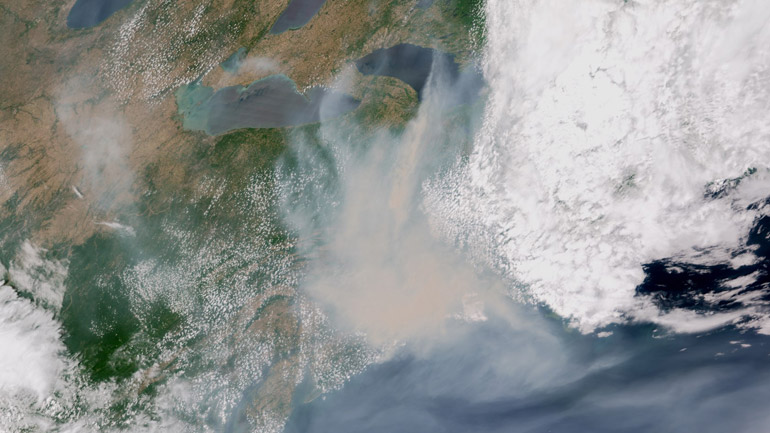 A team of UK scientists have been monitoring the devastating smoke ...