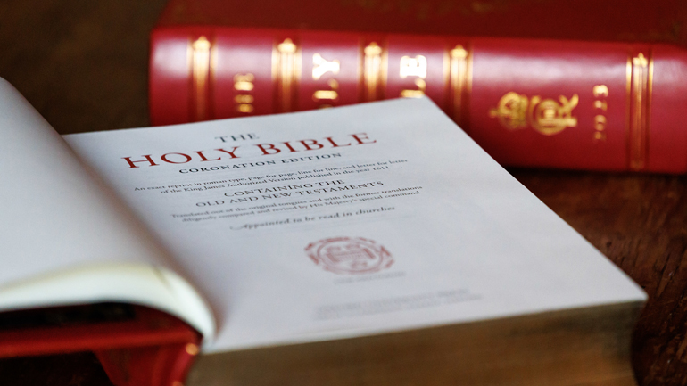 Leicester scholar’s Bible ushers in new royal chapter (and verse ...