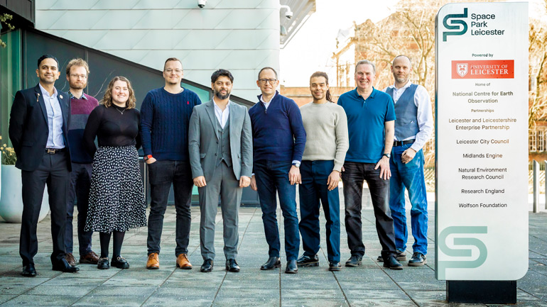 UK Space Agency establishes Midlands base at Space Park Leicester ...