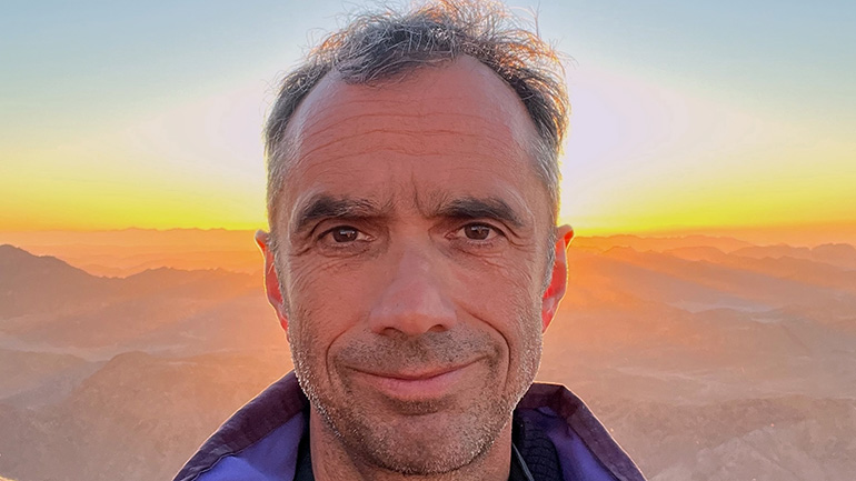 Leicester cosmic explosion expert among exceptional scientists elected ...