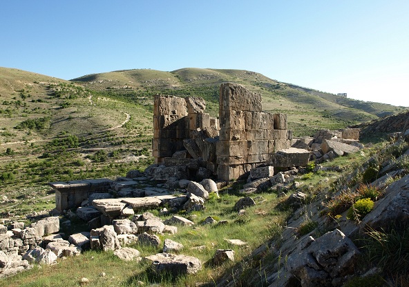 Heritage destruction in conflict zones offers archaeological ...